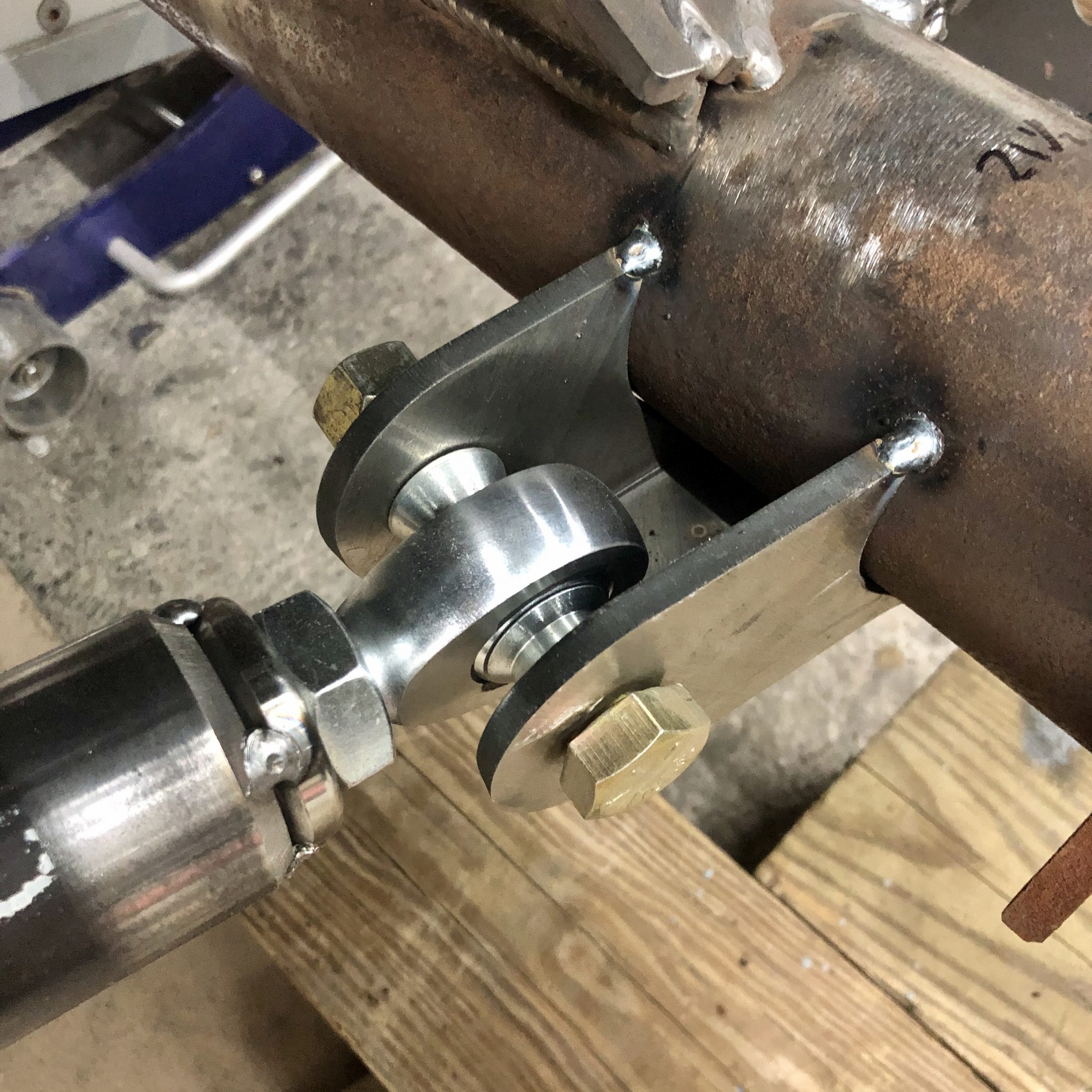 Lower Link Bracket - suspension - Offroad Anonymous